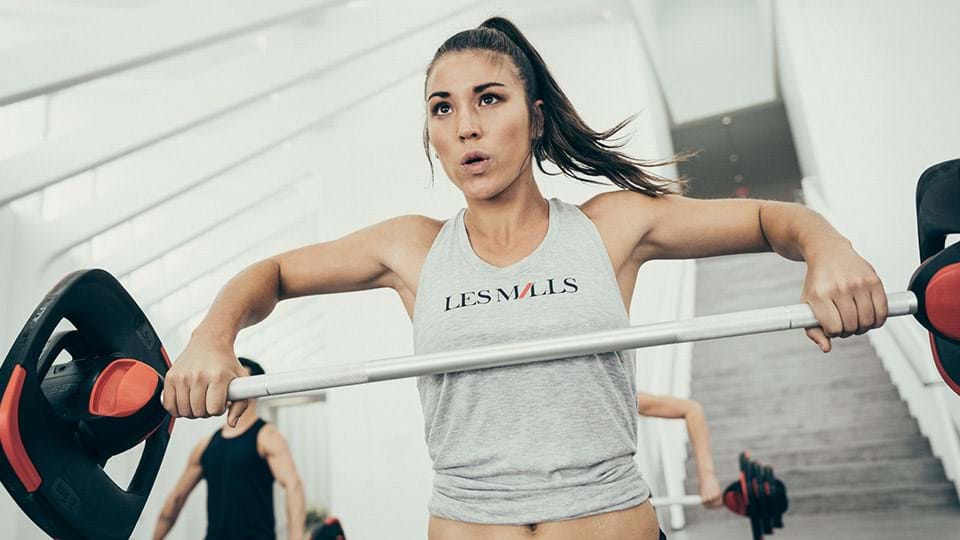 How to Efficiently and Safely Do Upright Rows | Les Mills