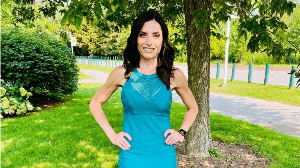 Les Mills - Dina McRae